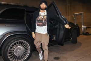 Eminem - Biography, Age, Career, Net Worth - NewBuzz.net