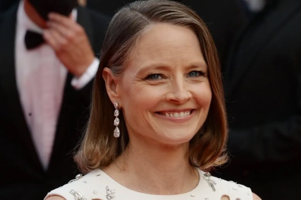 Jodie Foster - Biography, Age, Career, Net Worth - NewBuzz.net