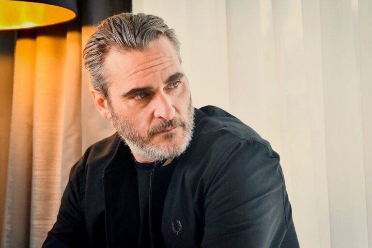Joaquin Phoenix - Biography, Age, Career, Net Worth - NewBuzz.net